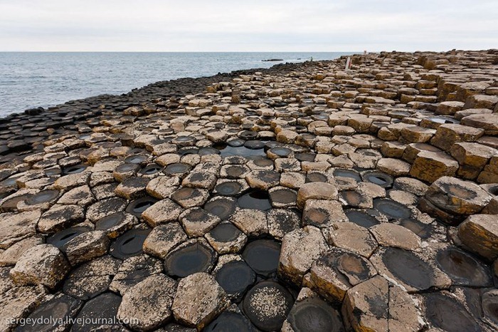 Curious Rock Formation of Giant's Causeway in Ireland | Amusing Planet